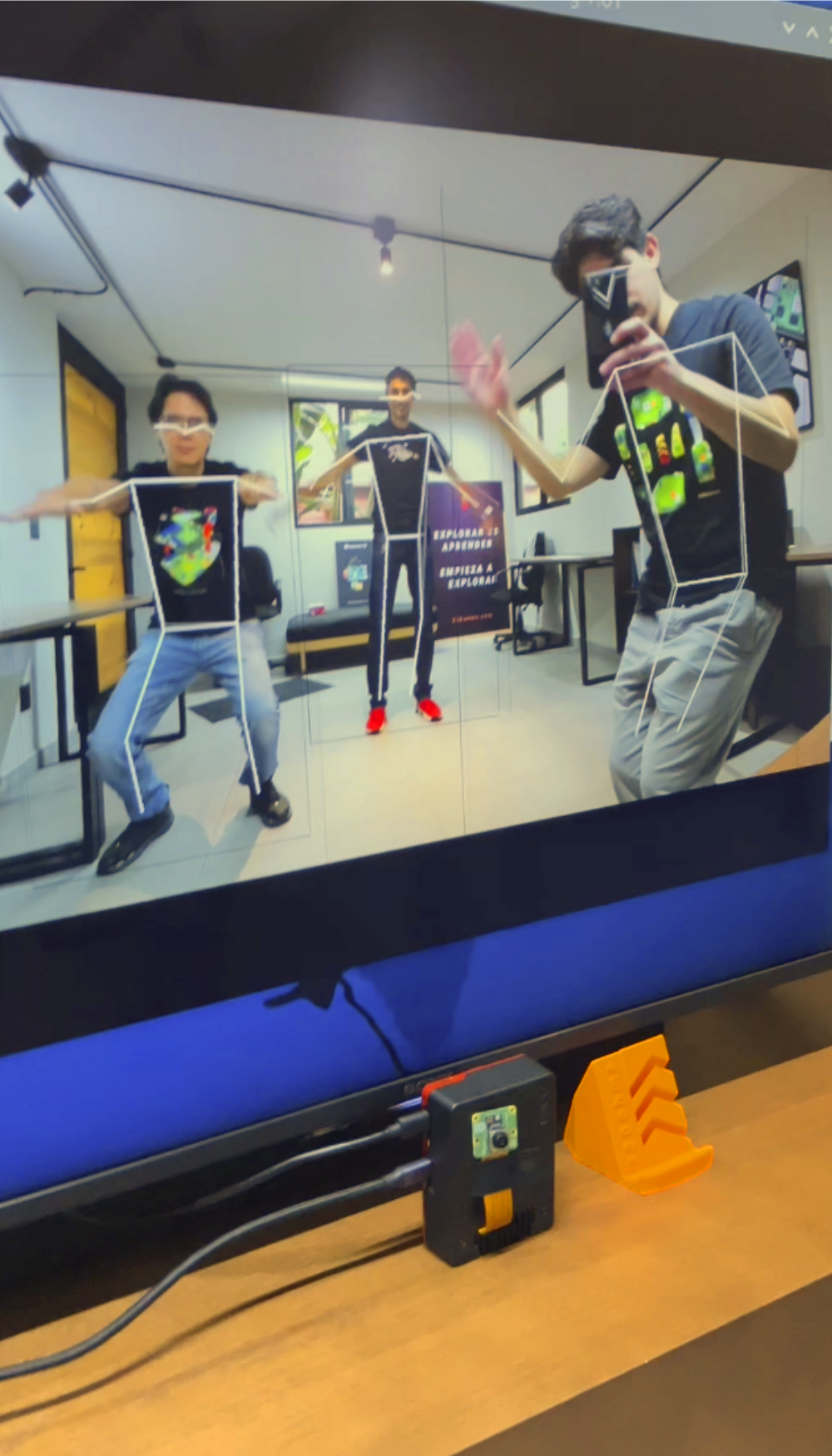 330ohms ¿Quíenes somos? Distribuidores oficiales de Raspberry Pi